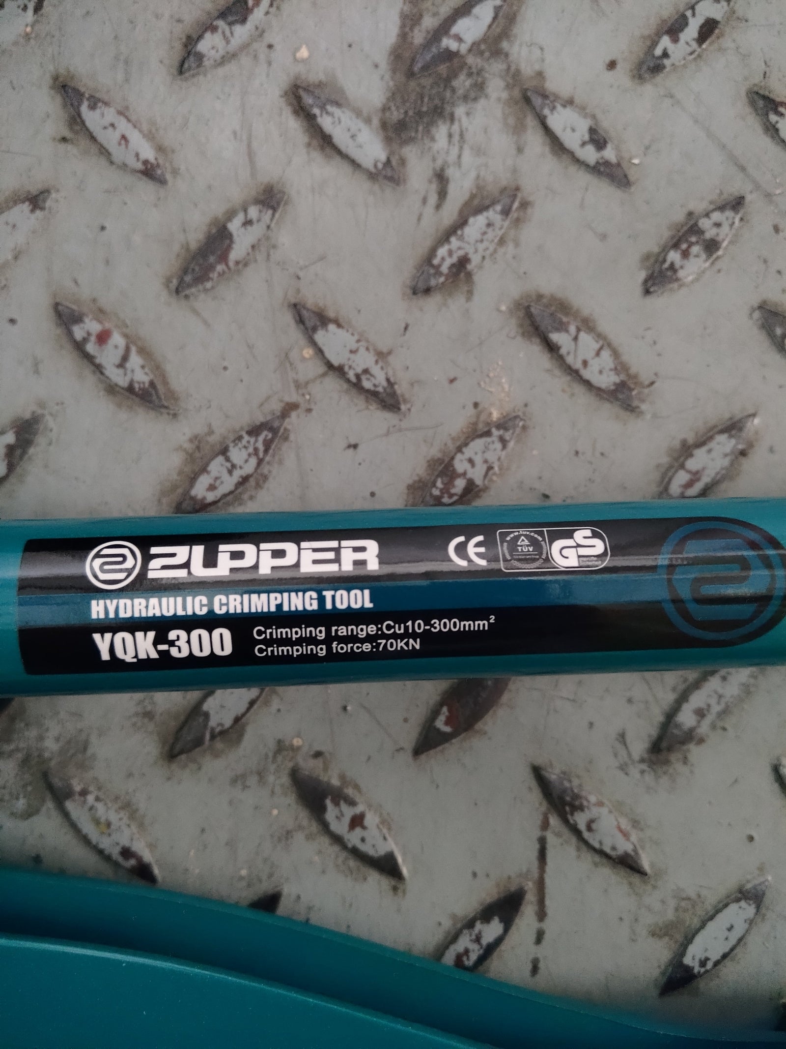 Aiko Hydraulic Crimping Tool | Model: ZUPPER-YQK-300