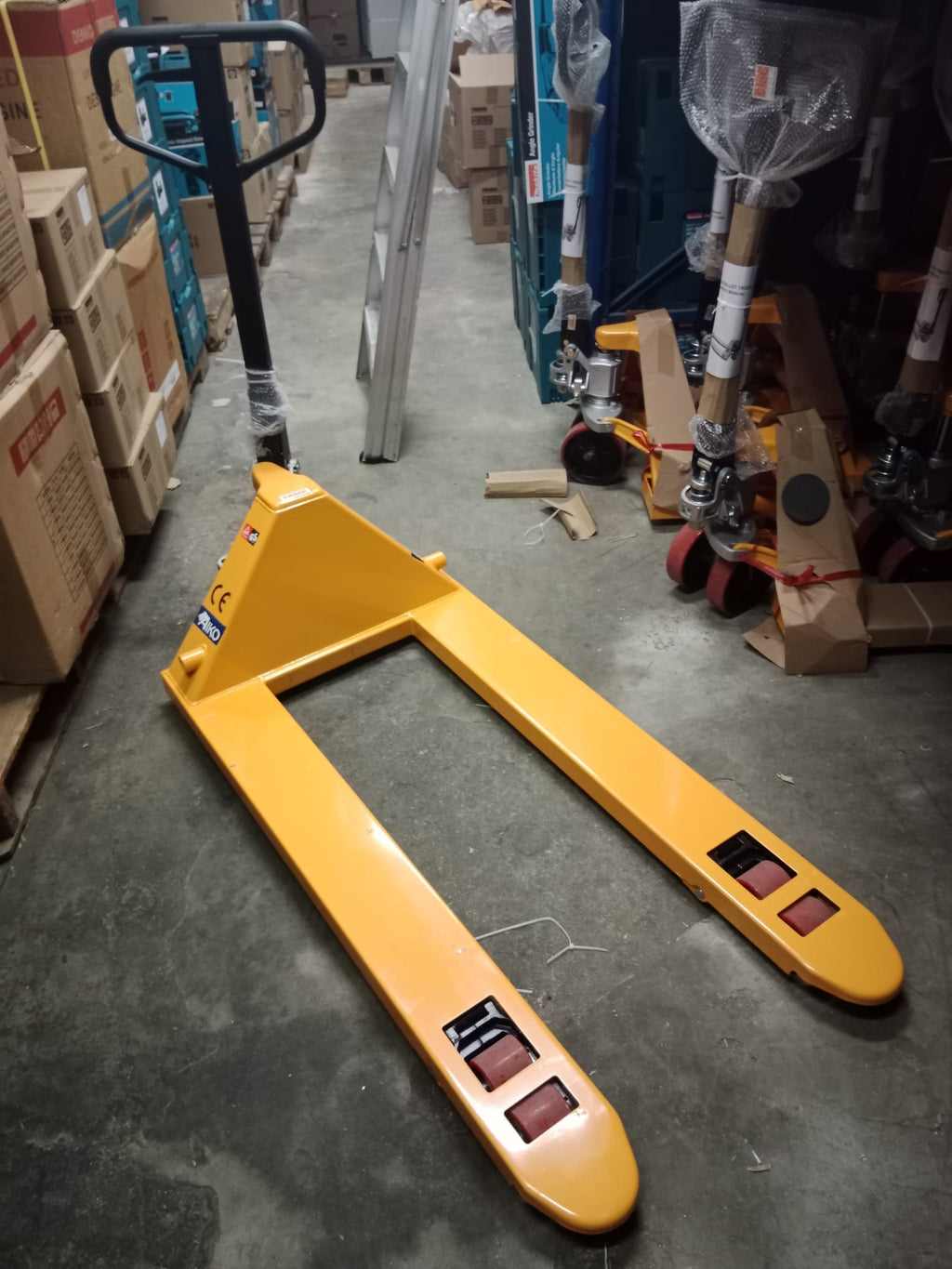 Aiko 3 Ton Pallet Truck 3T 685*1220*85 Double PU Wheel | Model : PT-W3
