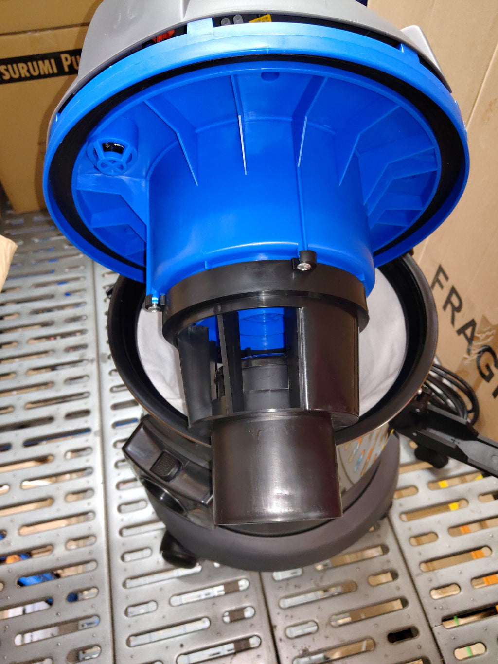 Airstrong HT-15J Wet & Dry Vacuum Cleaner Silent Stainless Steel 15L 1