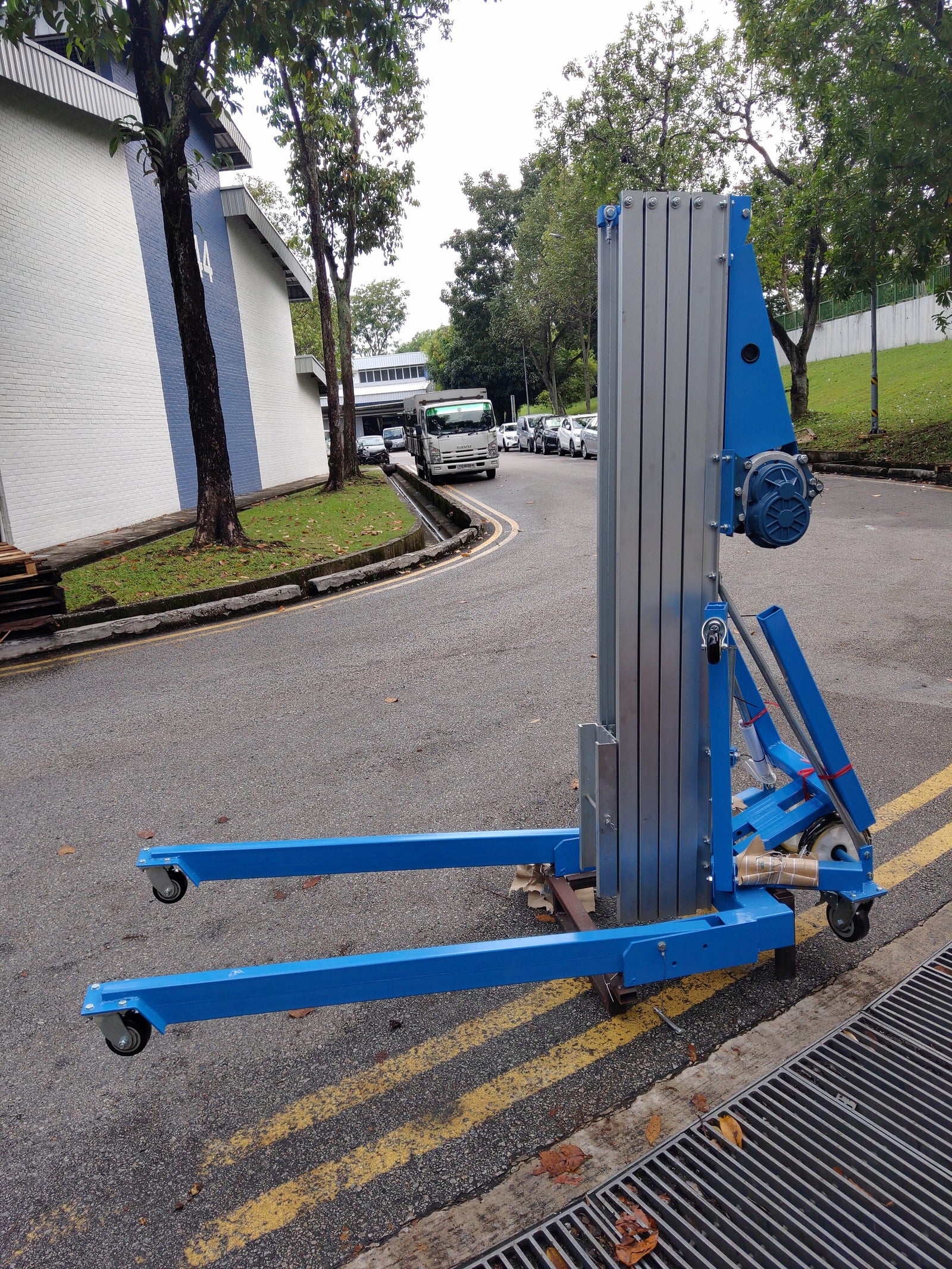 Airstrong Wire Winch High Material Lifter 6M With Electric Winch | Mod