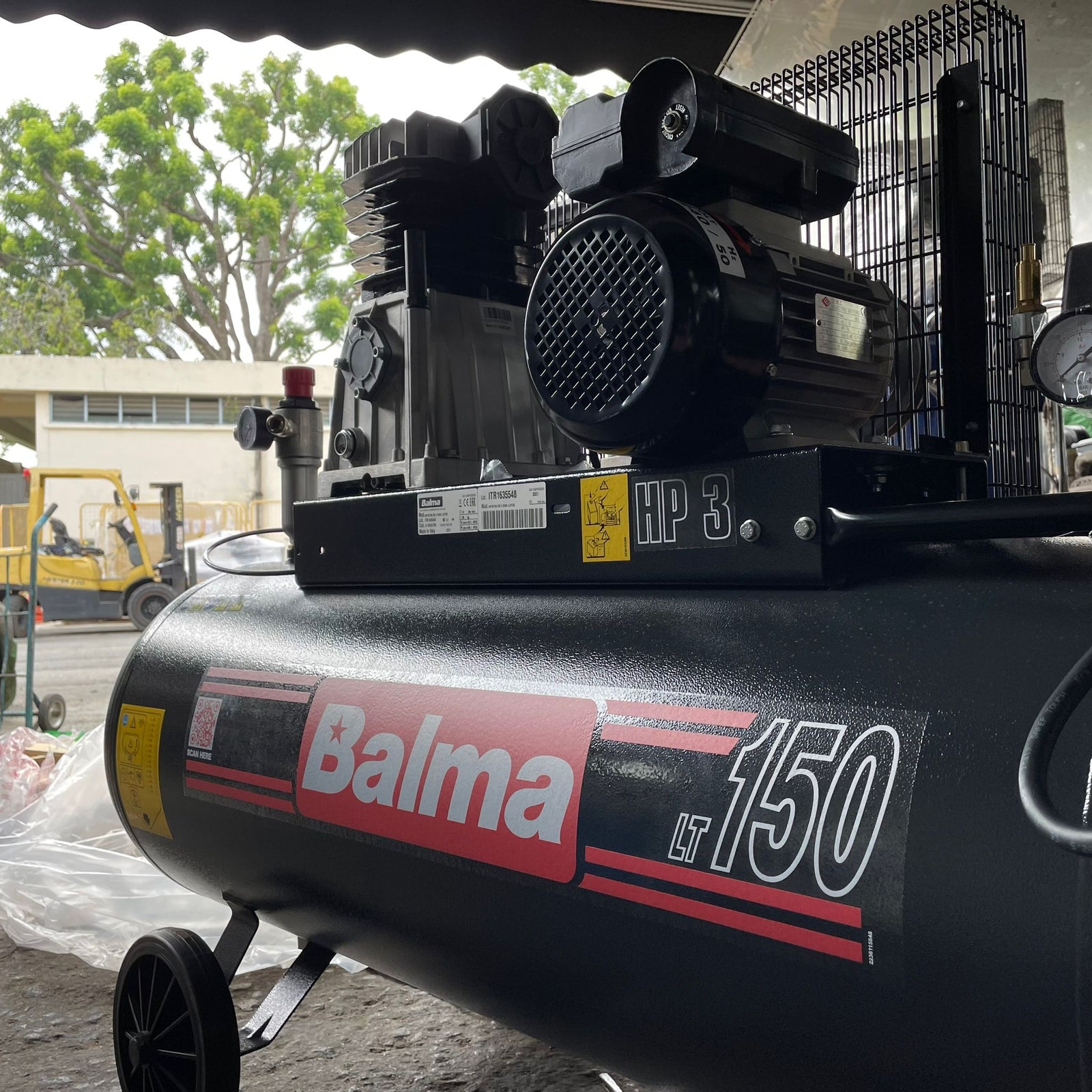 Balma 3HP 150L Belt Driver Single Stage Air Compressor | Voltage : 230