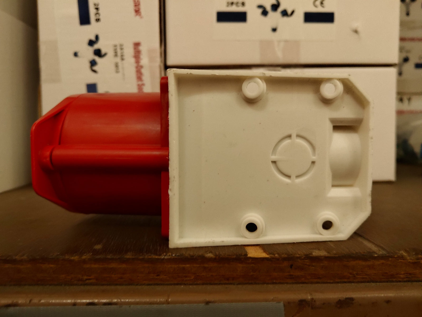 CEE Wall Socket | Model: CEE-W