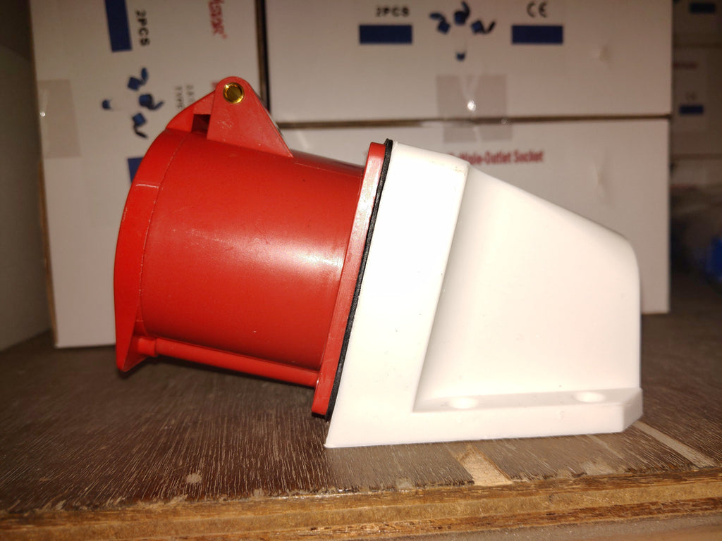 CEE Wall Socket | Model: CEE-W