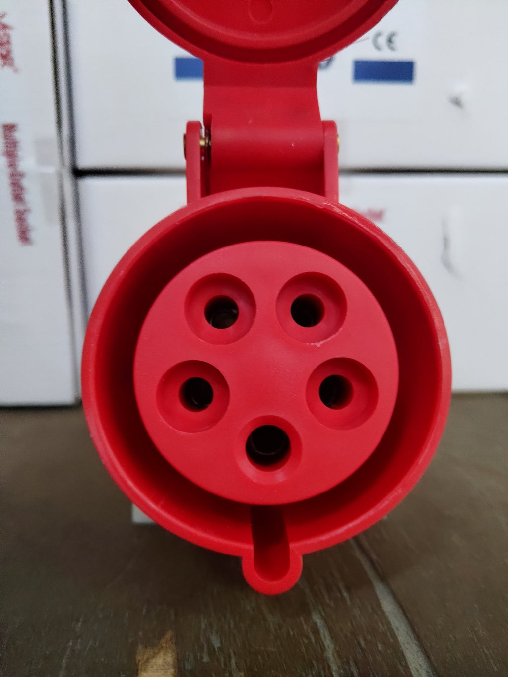 CEE Wall Socket | Model: CEE-W