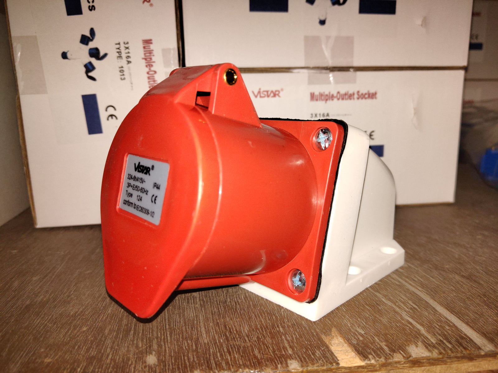 CEE Wall Socket | Model: CEE-W