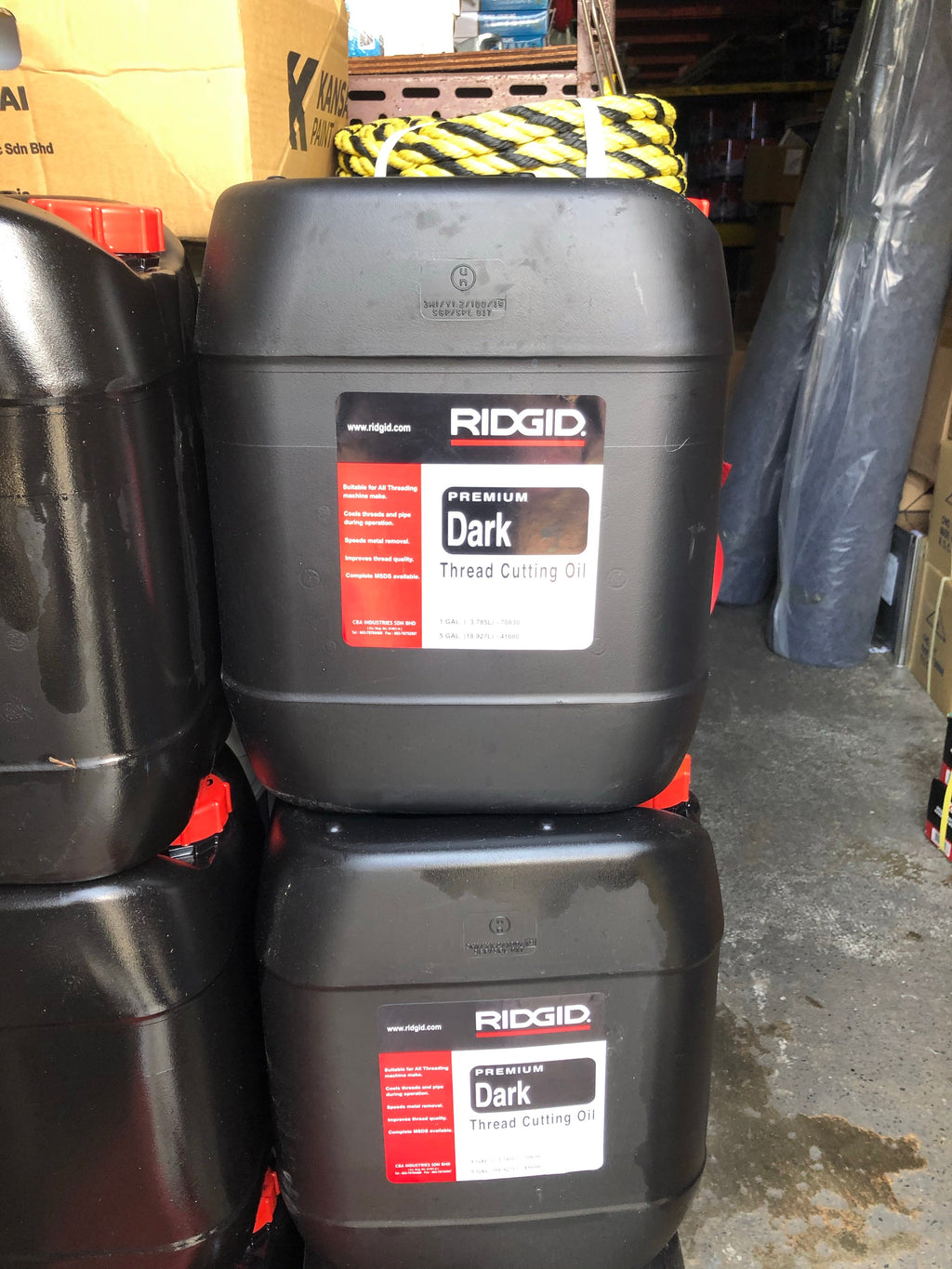 Ridgid Threading Oil | Sizes : 1 Gal (3.5L), 5 Gal (18L), 55 Gal (208L
