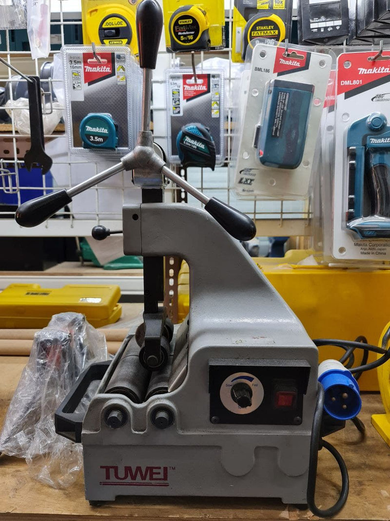 Tuwei Pipe Cutting Machine 5/8"-2" SS | Model : TWQ-VIIA